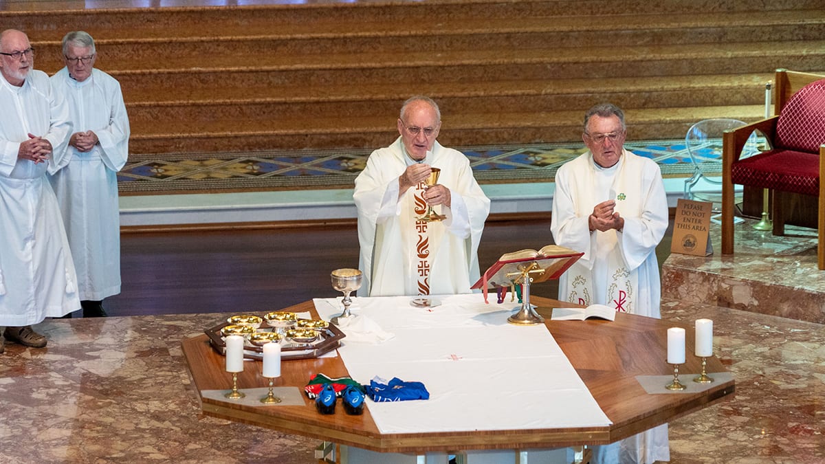 Perth Irish Catholics honour St Patrick, tribute dearly departed | The ...