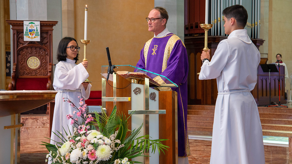 Faithful called to love, repent and believe in the Gospel this Ash ...